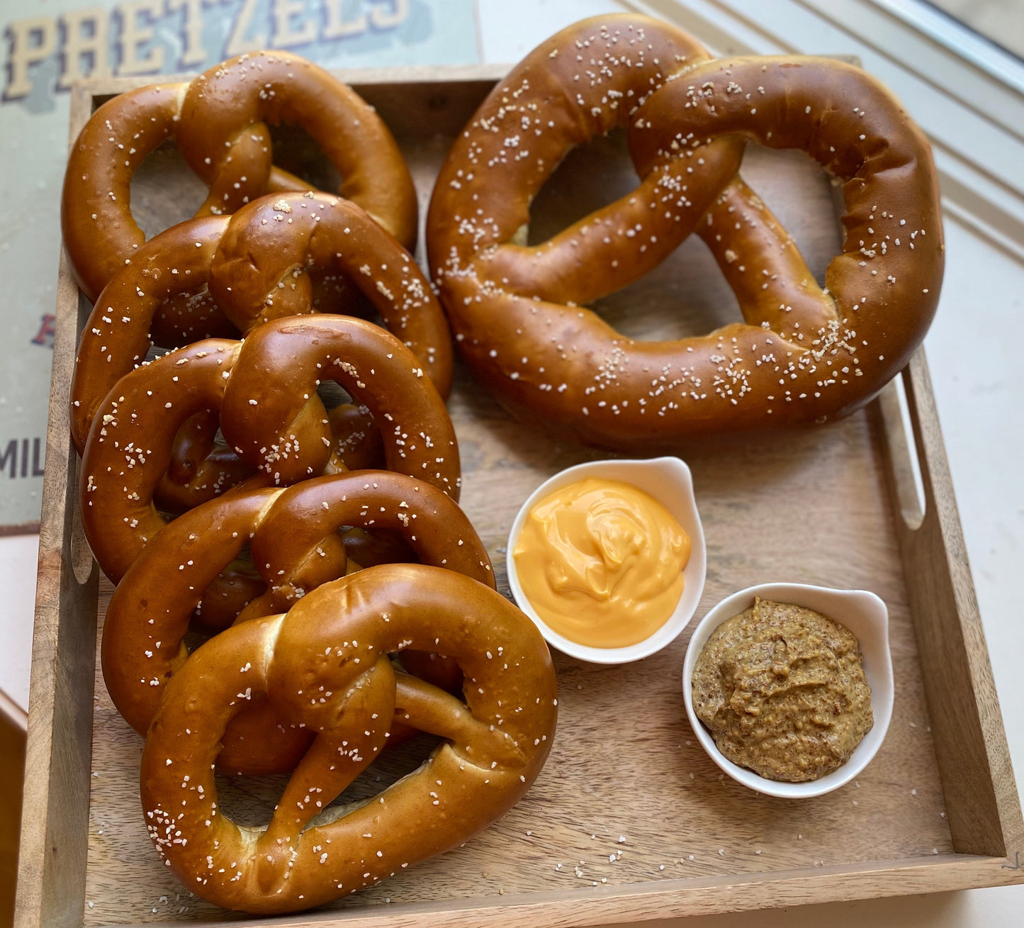 Fan Favorites Bavarian Soft Pretzel Gift Pack – Milwaukee Pretzel Co.