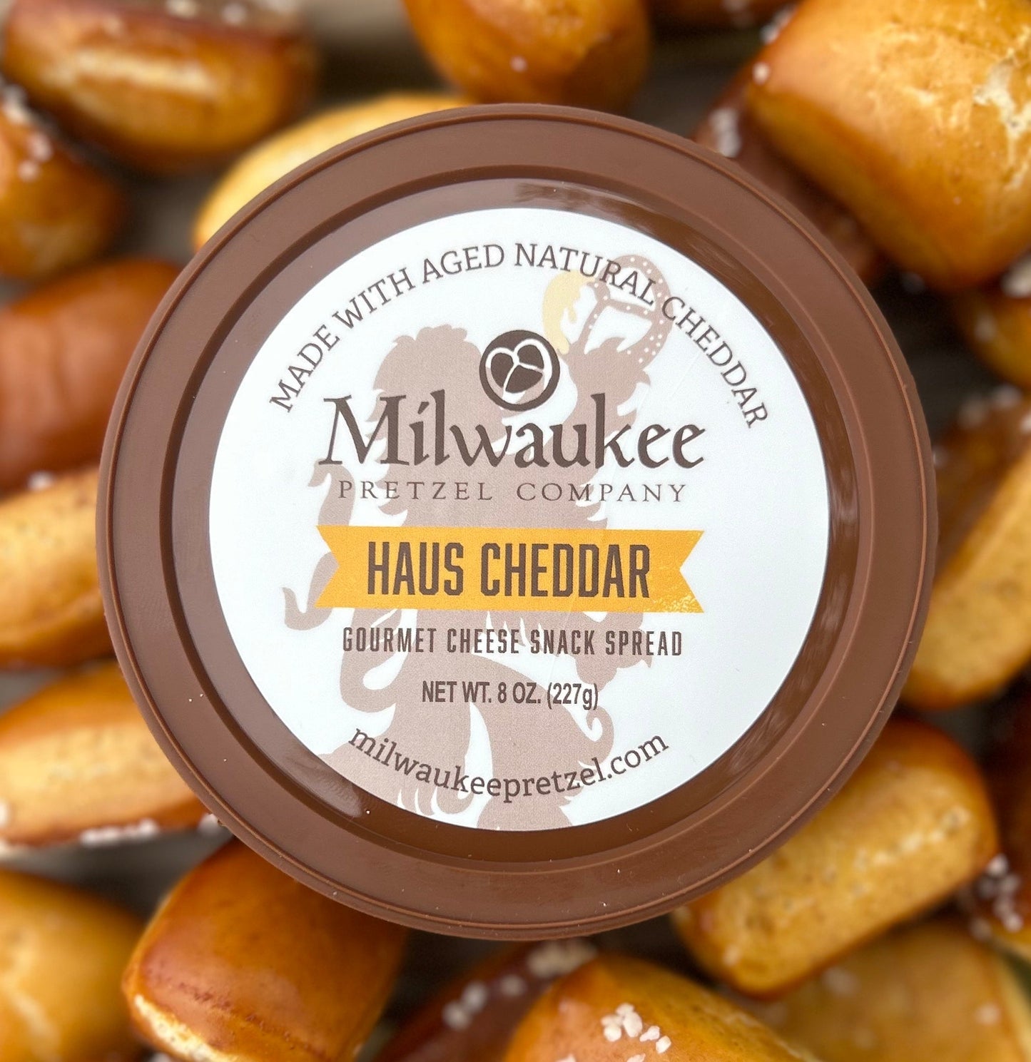 Haus Cheddar Cheese Spread – Milwaukee Pretzel Co.